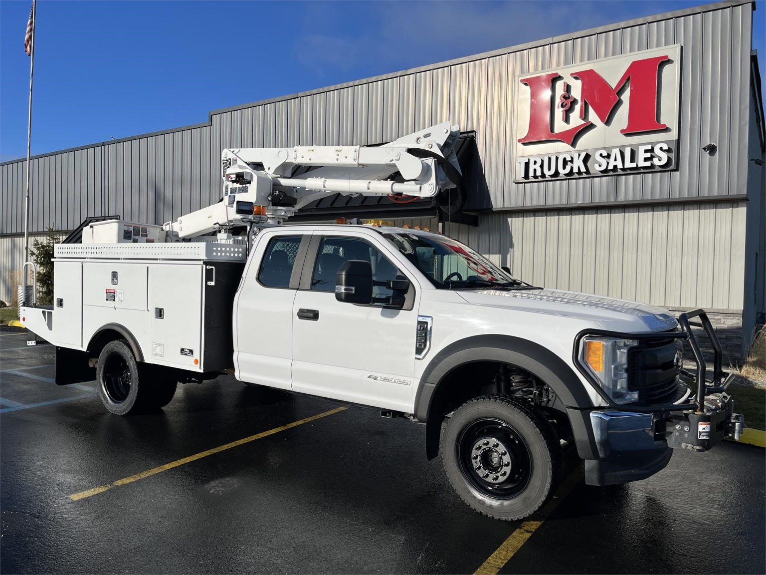 2017 ALTEC AT40G - L&M Truck Sales - Specialized Work Trucks & Cranes ...