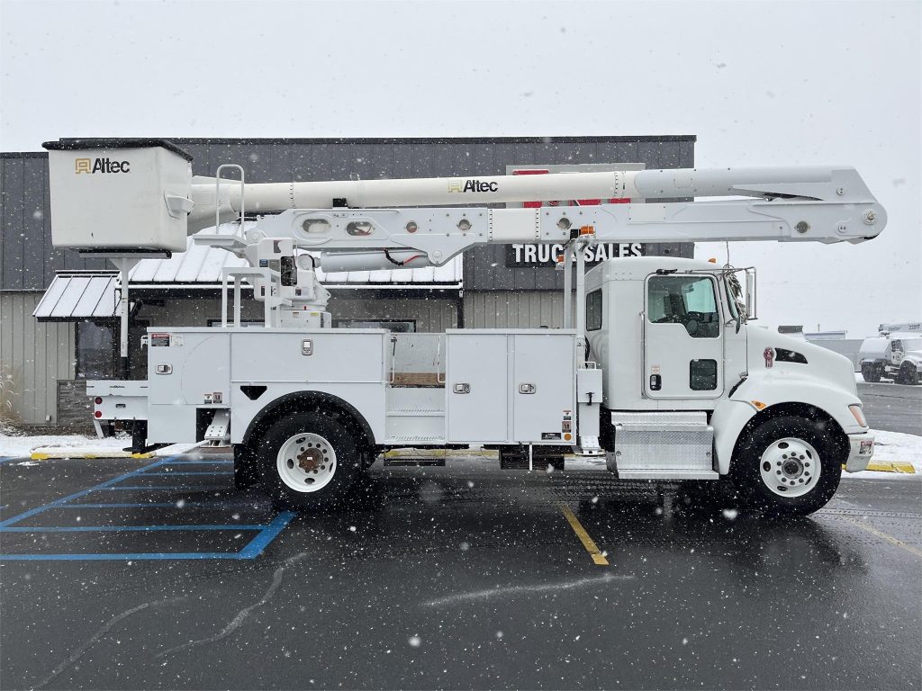 2015 ALTEC AA55E - L&M Truck Sales - Specialized Work Trucks & Cranes ...