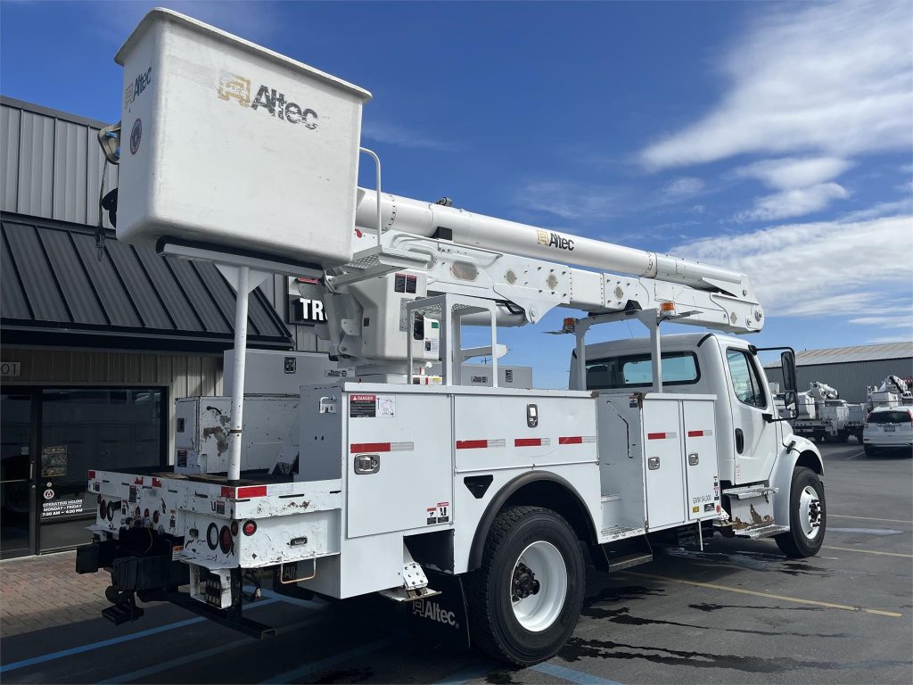 2016 ALTEC AA55 - L&M Truck Sales - Specialized Work Trucks & Cranes ...